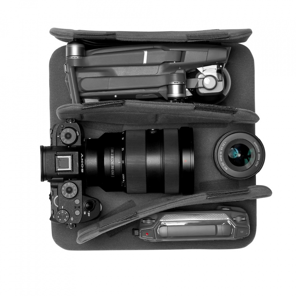 Lowepro ProTactic BP 300 AW II (Black) | fotoeshop.cz